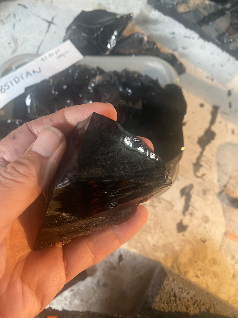Obsidian chunks – Artopia